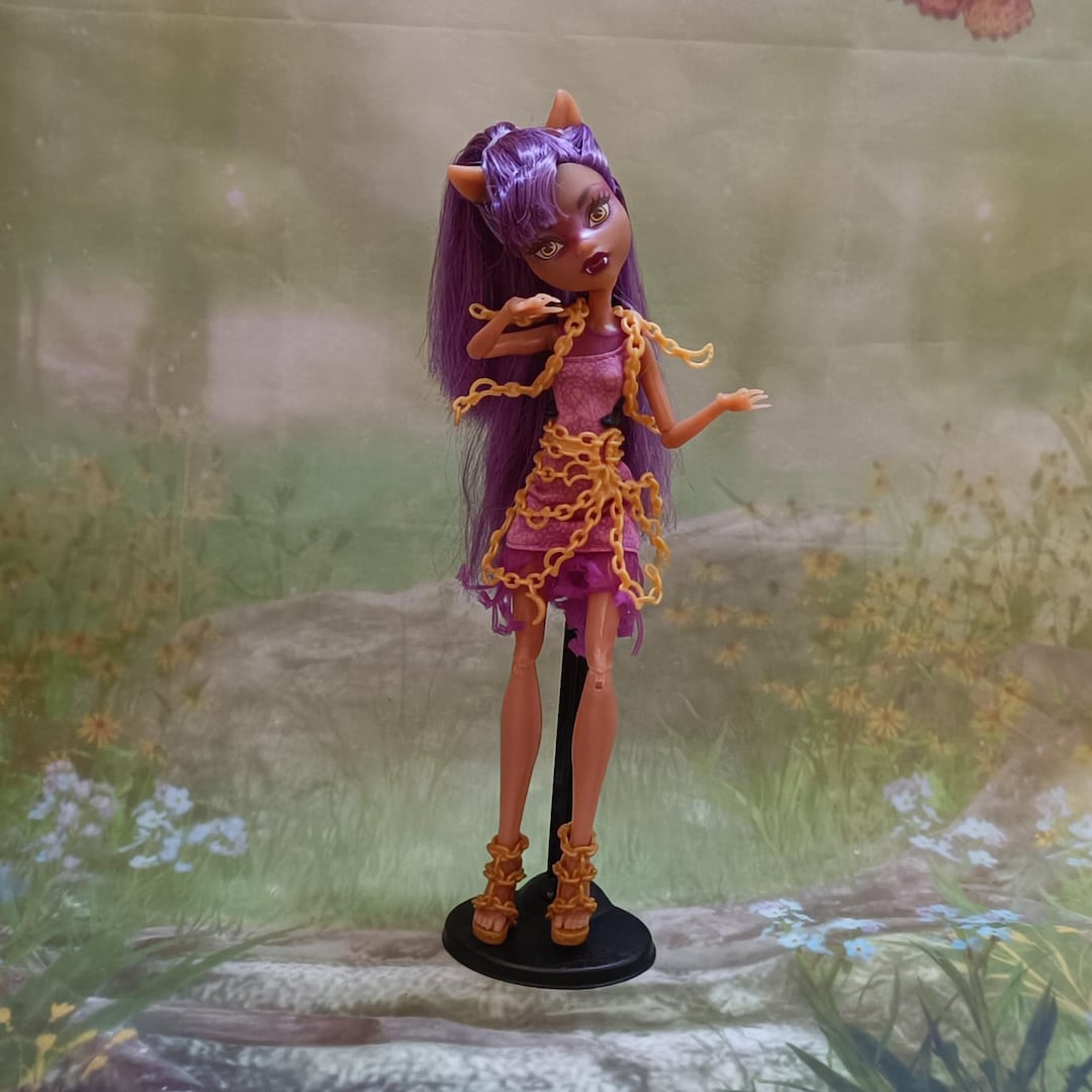 Monster High Doll Clawdeen Wolf/ Haunted: Getting Ghoustly ...