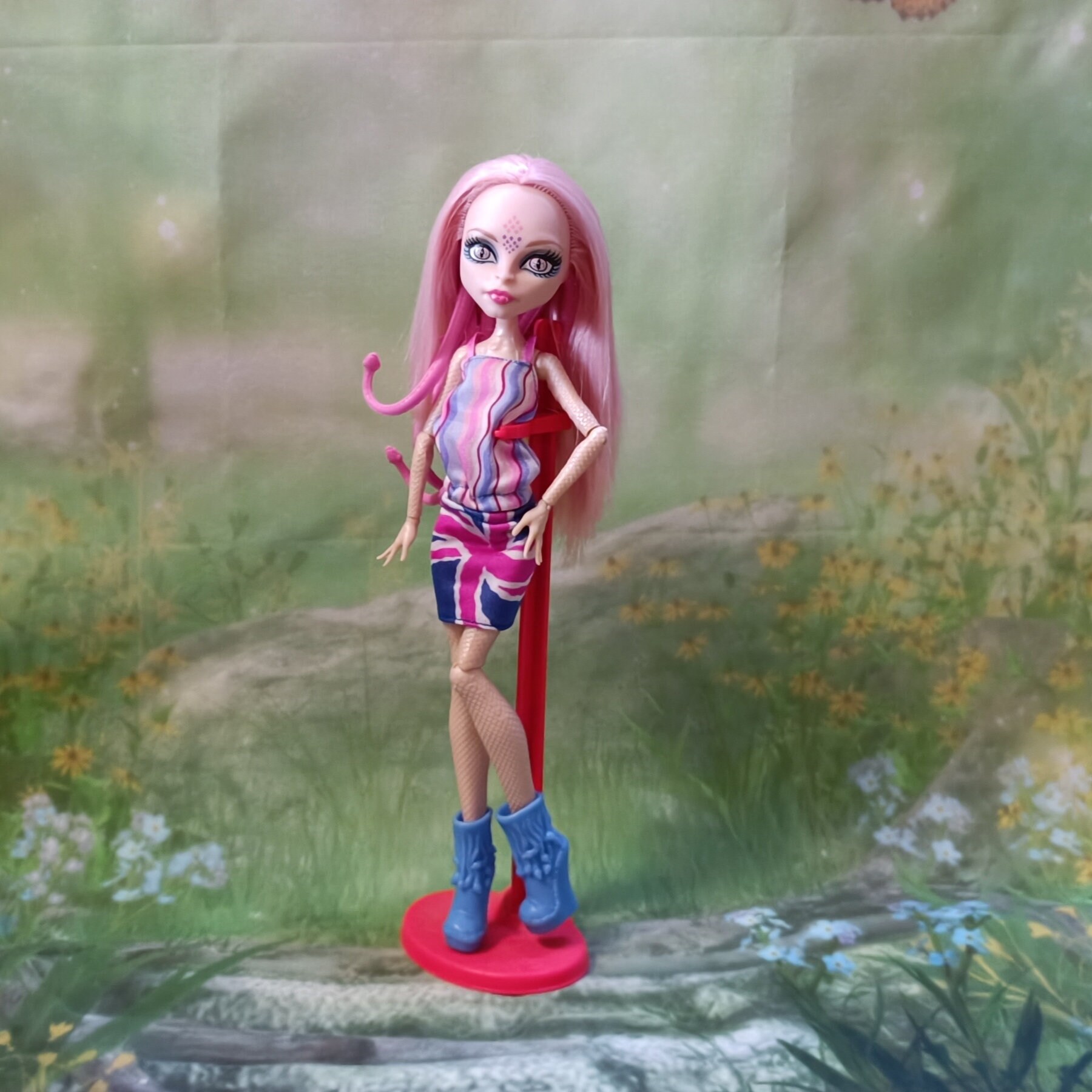 Monster High Doll Viperine Gorgon / Ghoulebrities in Londoom ...