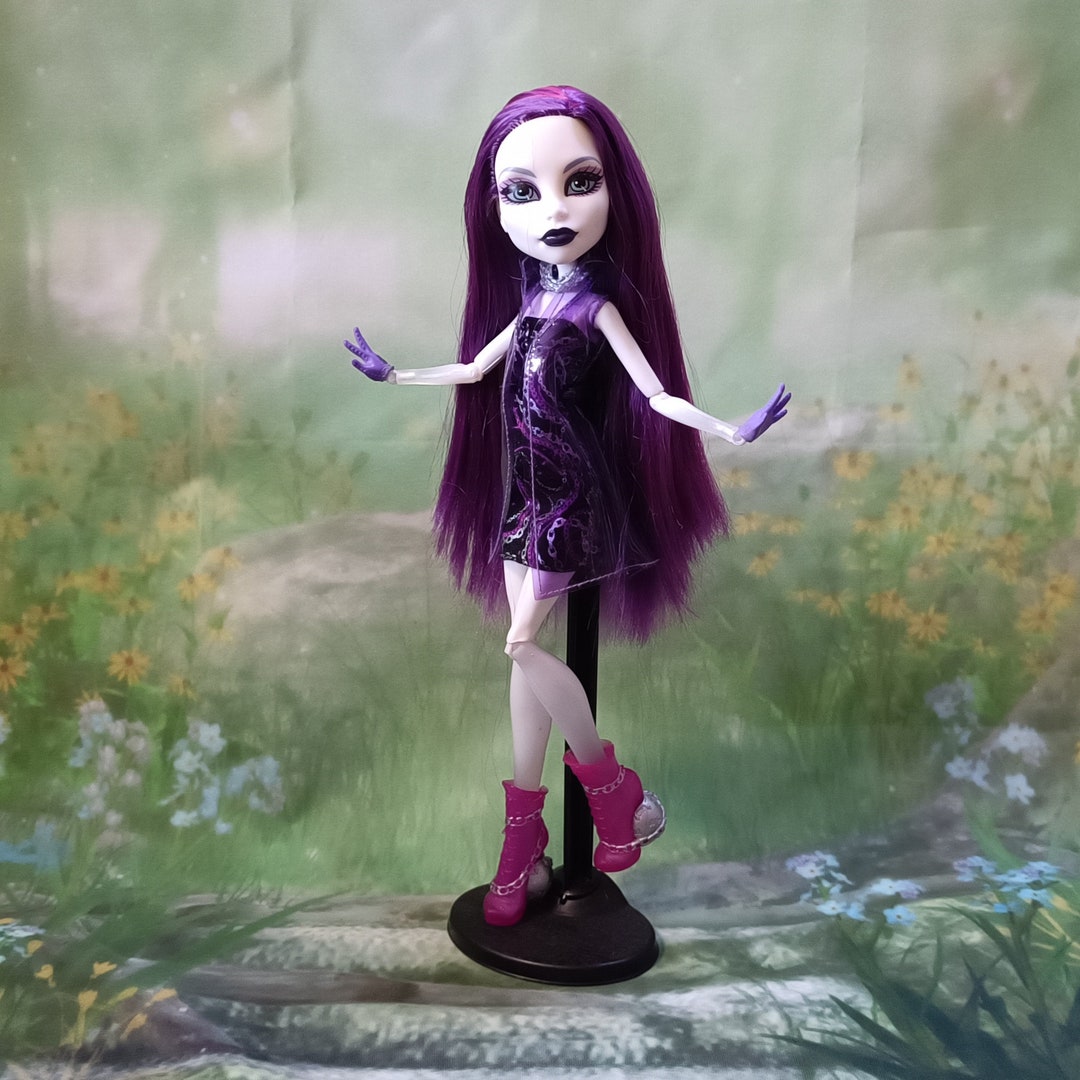 Monster High Doll Spectra Vondergheist/ Ghouls Night Out/ Collectibles ...