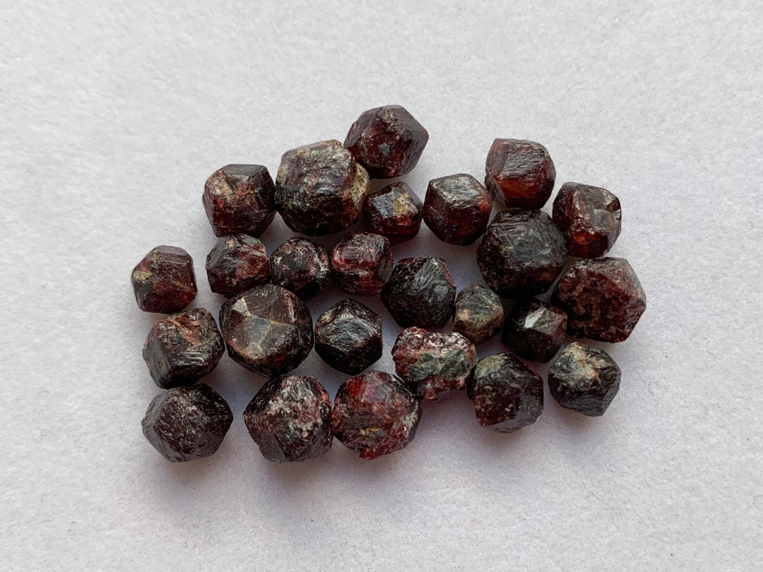 Rough/raw Dodecahedral Red Garnet Stones/healing Crystals, You Pick ...