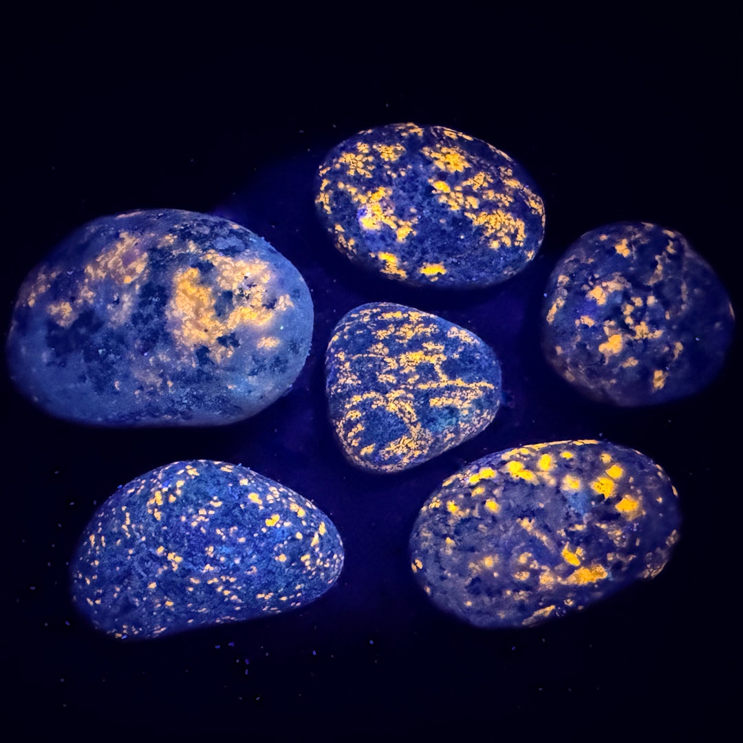 Rough/raw Yooperlite Emberlite Stones, Pebbles, Healing Crystals Please ...