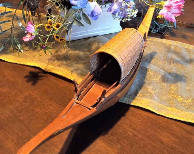 Chinese Fishing Boat. Traditional Chinese Fishing Boat Model. Vintage ...