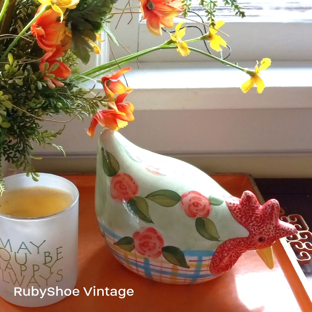 Cluck, Cluck A Flock of Kitchen Hens Three Hand Painted Ceramic ...
