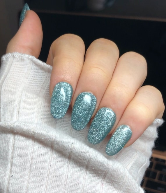 Teal Glitter Acrylic Nails