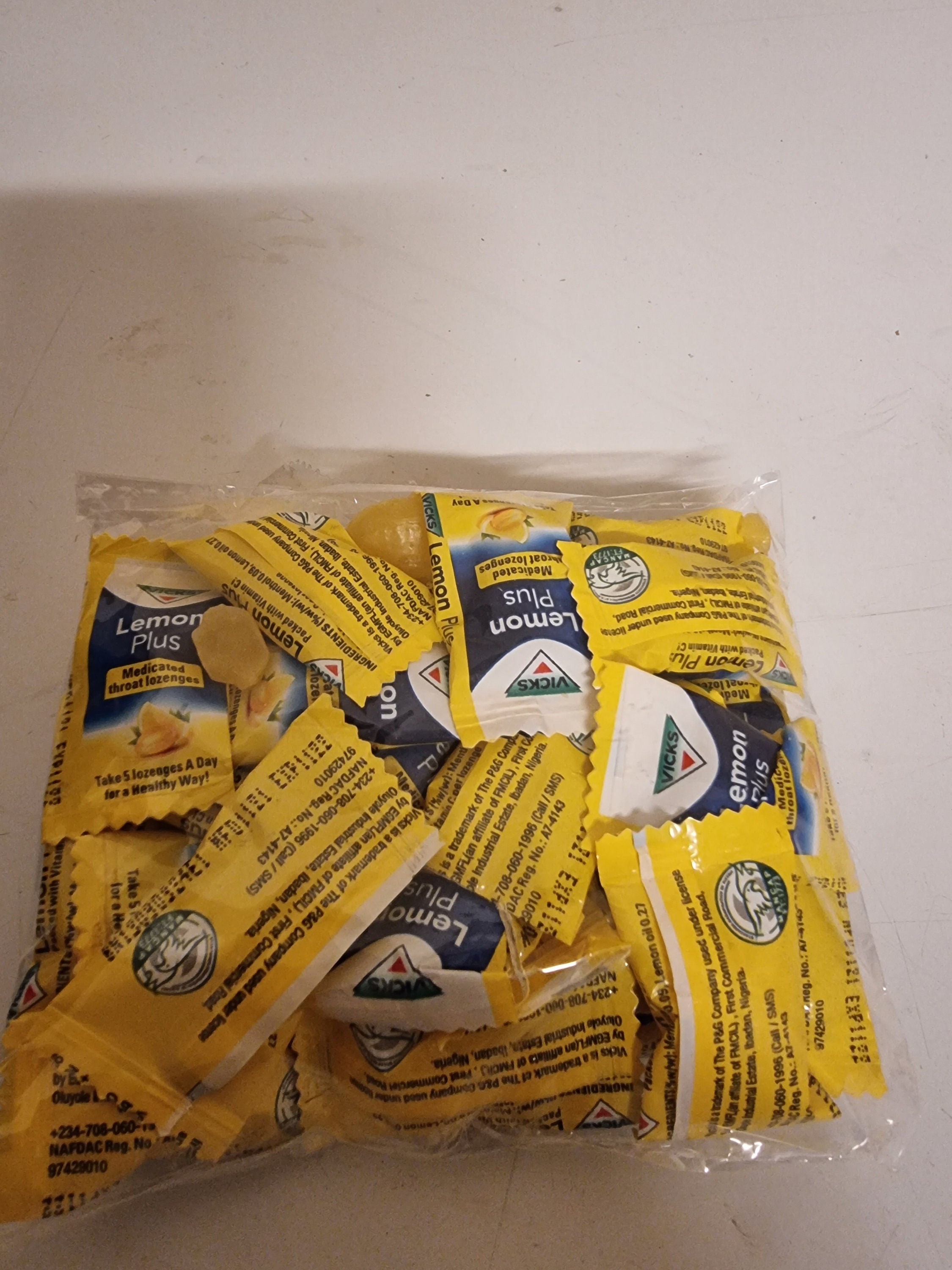 Vicks Medicated Lonzenges Lemon / Vicks Lemon Plus - Etsy