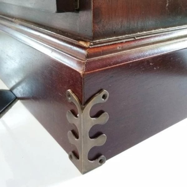 Skiffers Corner Protectors - Etsy