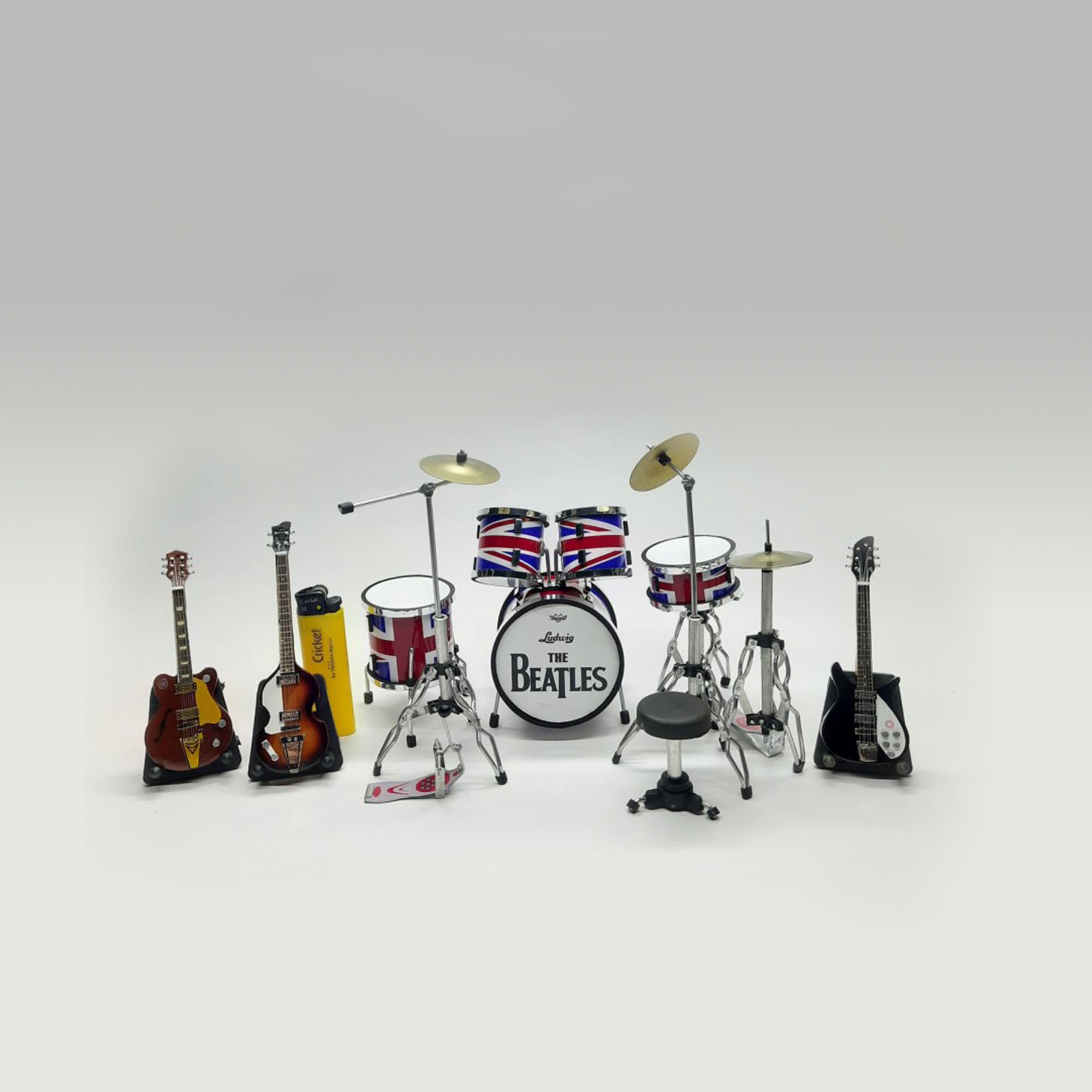Miniature Drum and Guitars the Beatles UK Exclusive Display Signature ...