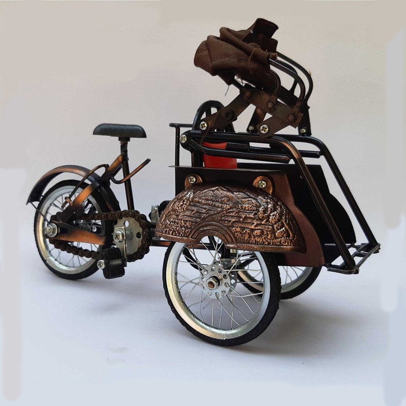 Pedicab Miniature Yogyakarta, Vintage Handmade Tricycle Pedicab, Becak ...