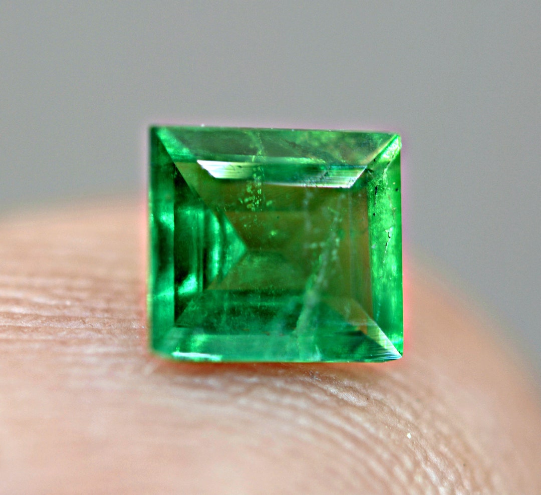 Rare Transparent Green Hayune Top Cut Gemstone From Afghanistan - Etsy