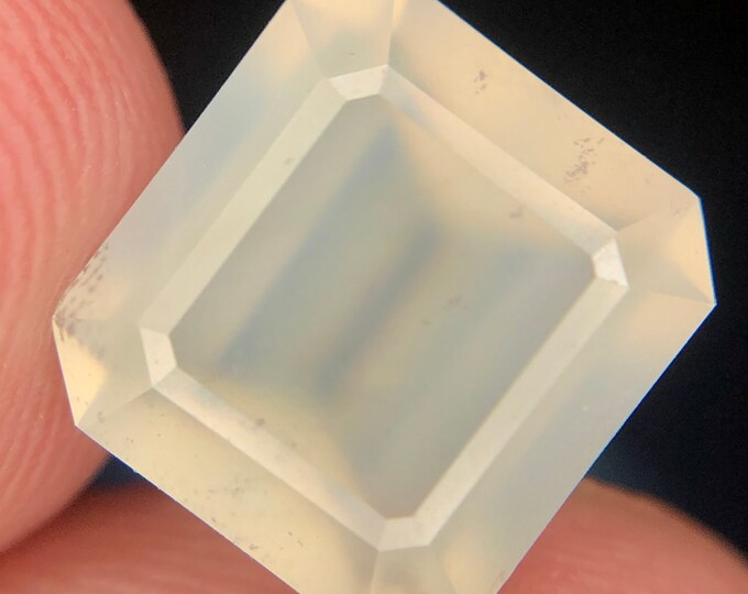 3.55t Rare Transparent Grossular Top Cut Gemstone - Etsy