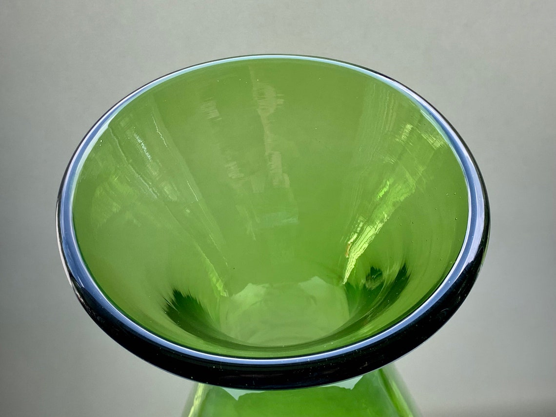 Vintage 1966 Blenko Glass 6634 Pinched 19 Vase olive - Etsy