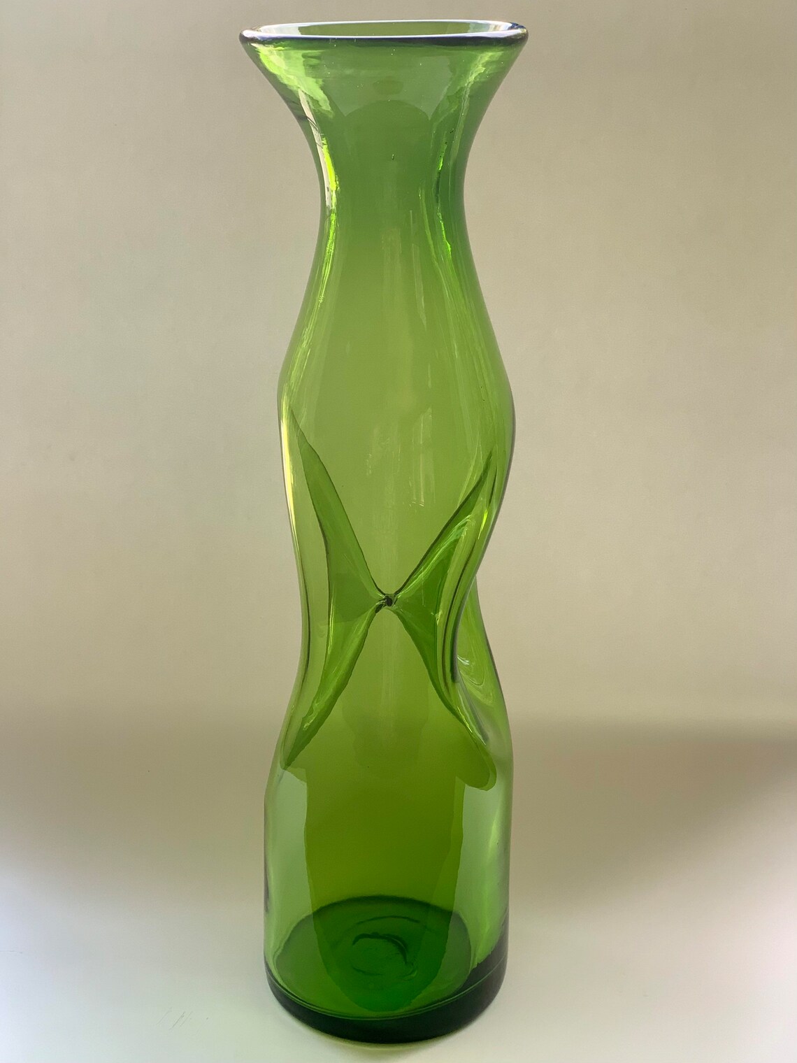 Vintage 1966 Blenko Glass 6634 Pinched 19 Vase olive - Etsy