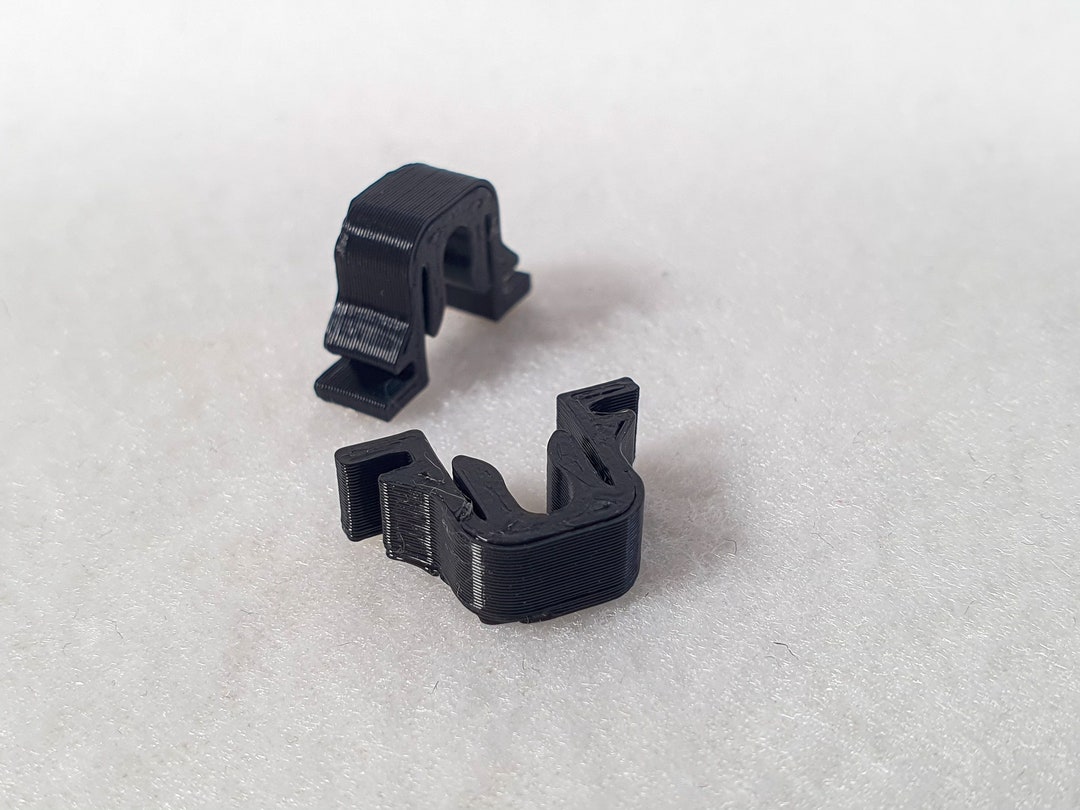 SSUPD Meshlicious Replacement Push-pin Clips (set of 10) in Desired ...