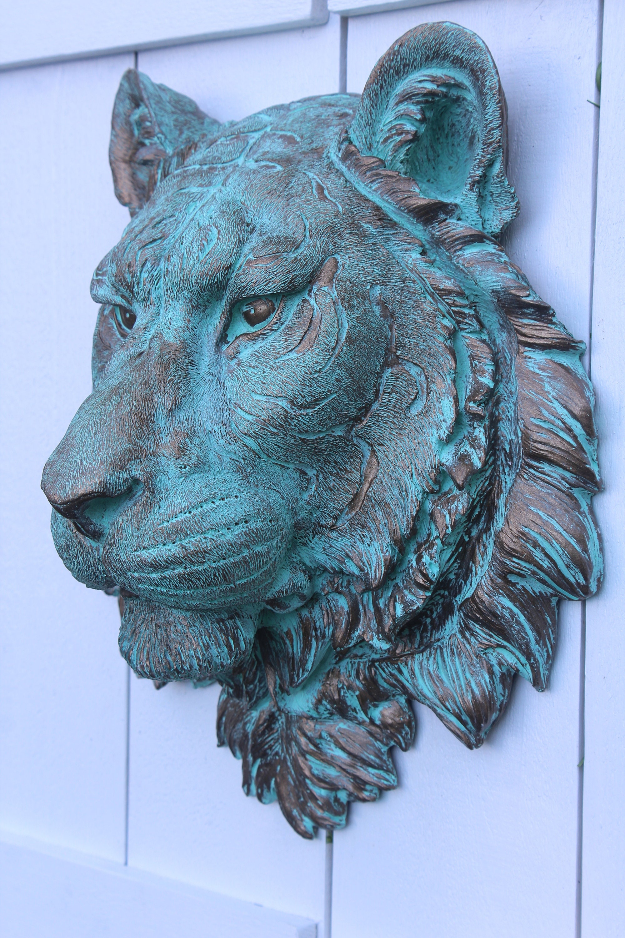 Majestic Faux Taxidermy Tiger Head | Lifelike Wildlife-inspired Decor ...