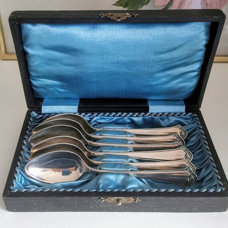 Spoon Set Gift Box - 60+ Gift Ideas for 2025