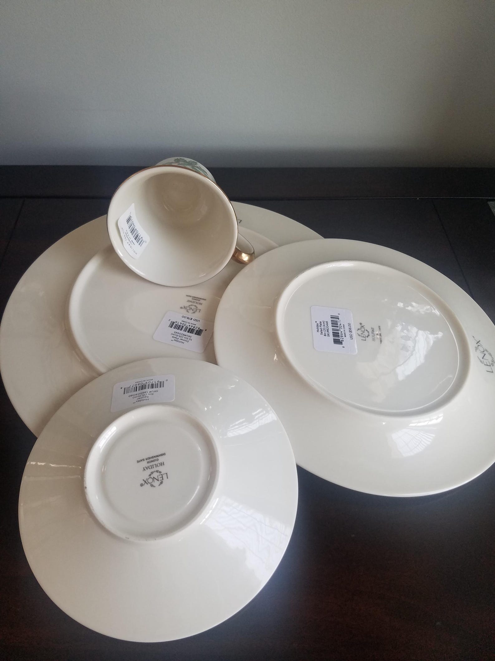 Lenox Holiday Collection. Porcelain Place Setting 4 Piece. Christmas ...