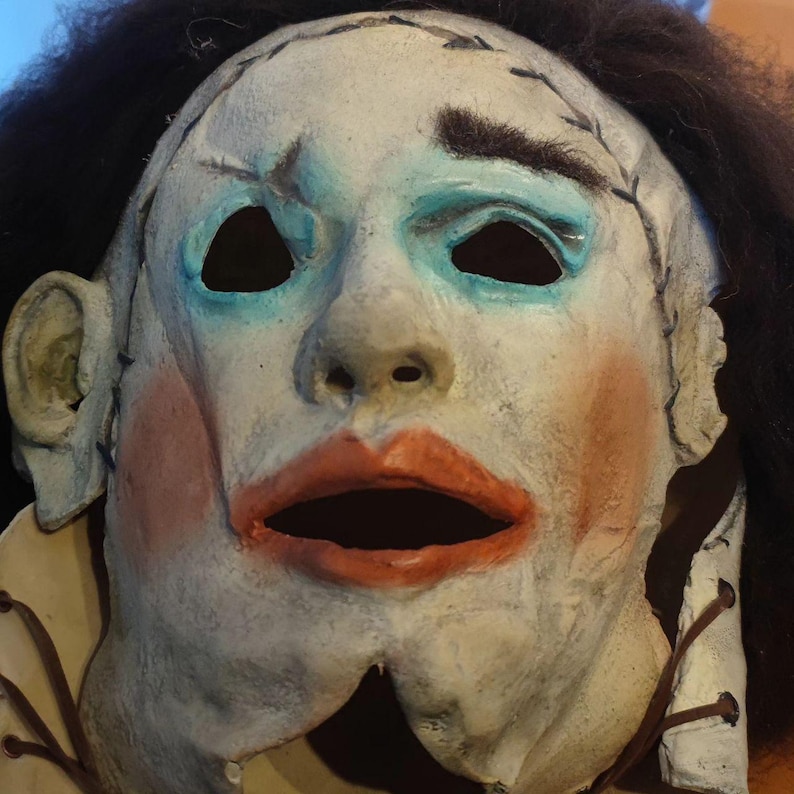 Leatherface Pretty Lady Mask Rehaul the Texas Chainsaw Massacre Trick ...
