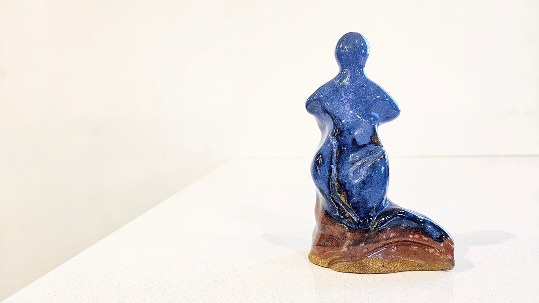 Vintage Figurine Pottery Statue of Lady Human Statue Vintage Decor Blue ...