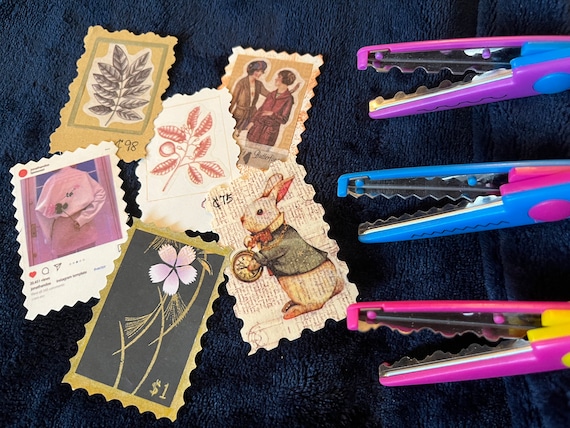 Scissors with zigzag edge store