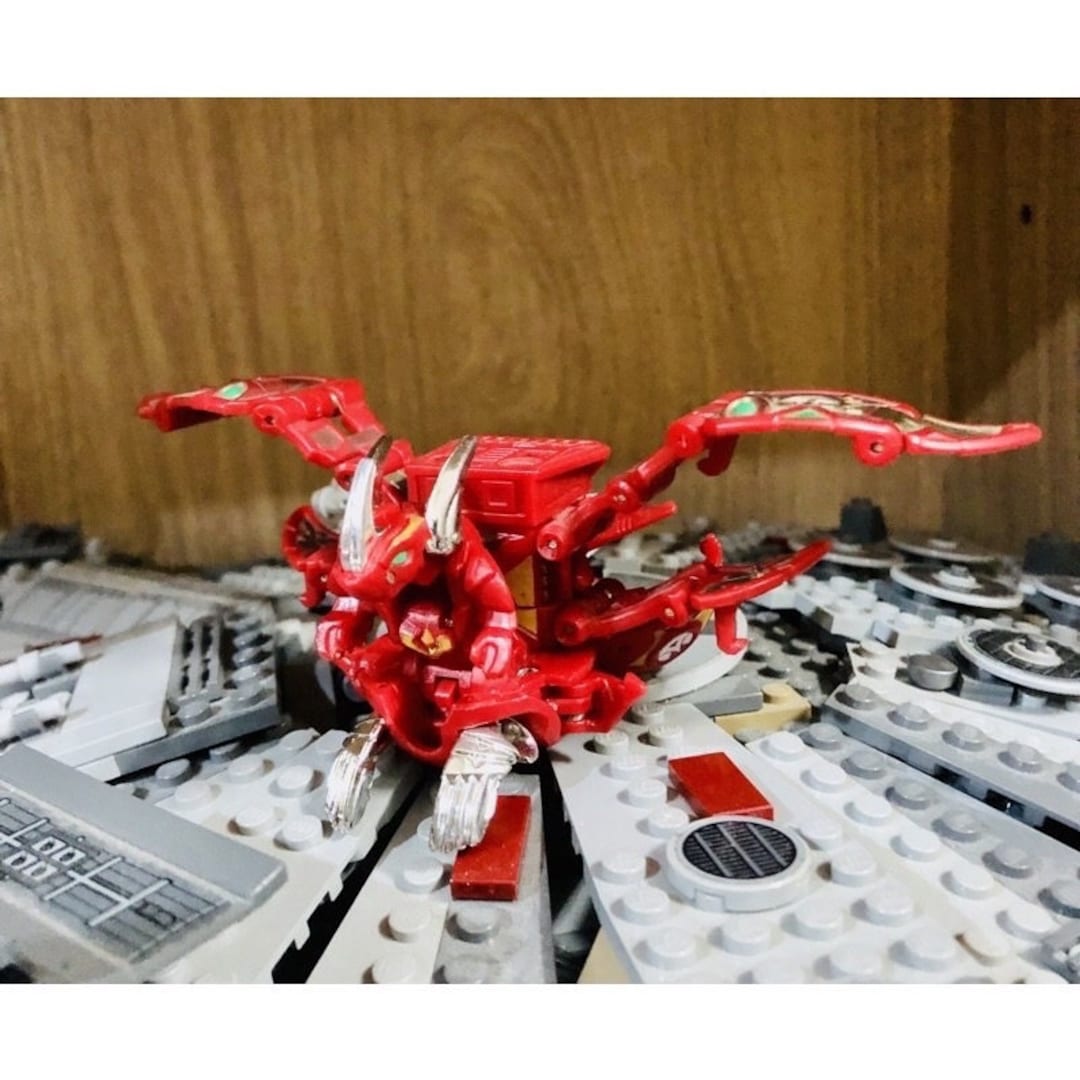 Bakugan Combat Set Pyrus Lumino Dragonoid & Explosix Cross - Etsy