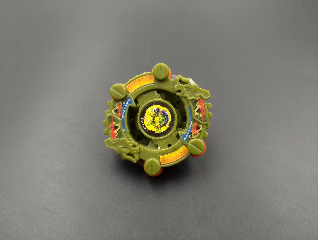 SKU BB02 F407 | Beyblade Takara , Spike Lizard Green - Etsy