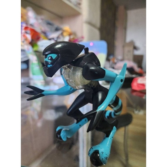 Xlr8 Ben 10 Toy