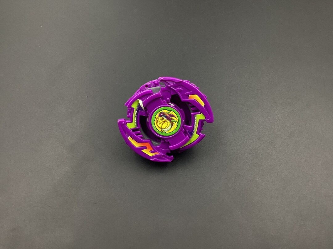 SKU BB2 F70 | Beyblade Takara , Wyboorg Purple - Etsy