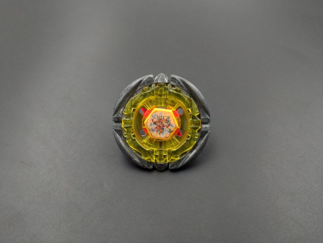 SKU BB03 F147 | Beyblade Metal Fight Takara , Yellow Flame Sagittario ...