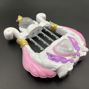 Pretty Cure Healin' Good Precure Earth Windy Harp & Element Bottle From ...