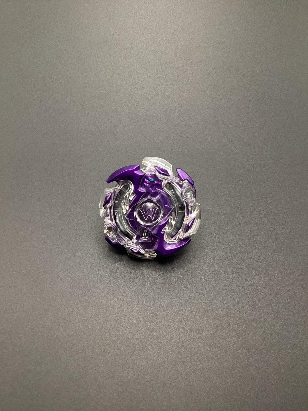 SKU BB04 F237 | Beyblade Takara Tomy , B-41 Wild Wyvern Vertical Purple ...