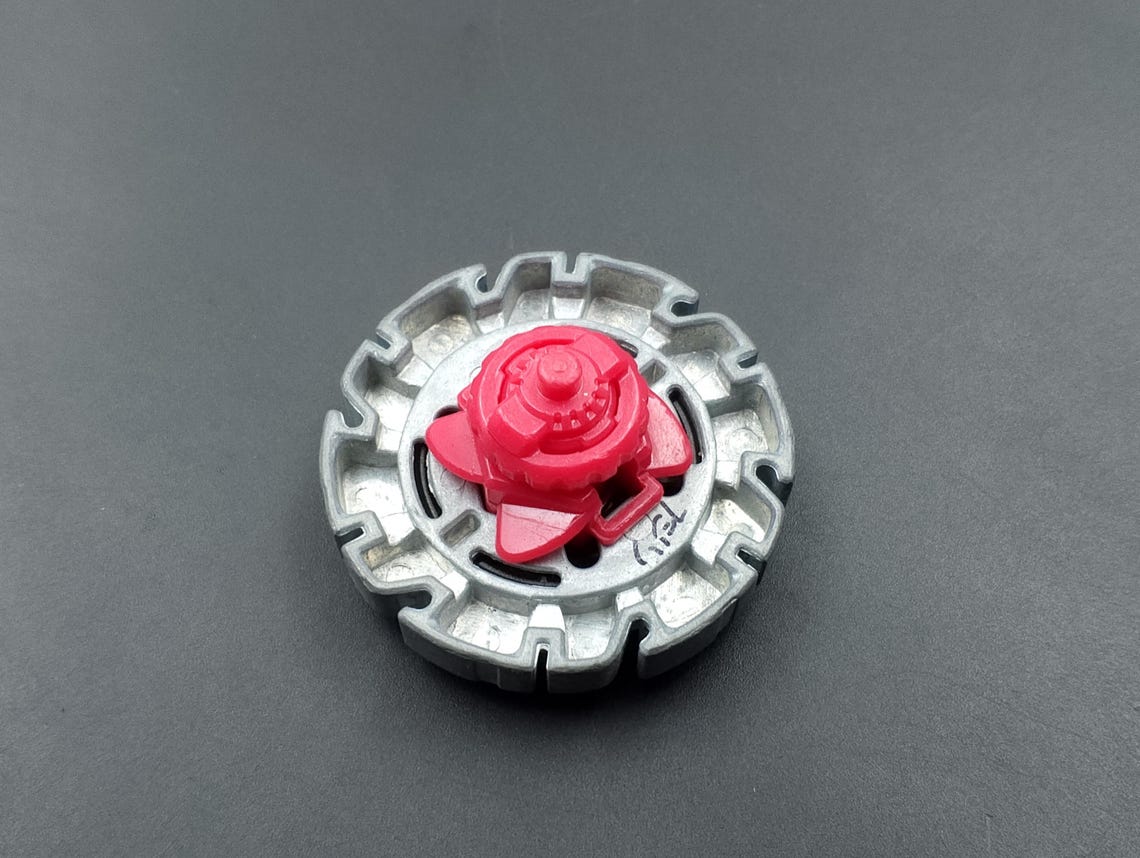 SKU BB03 F86 | Beyblade Metal Fight Takara , Brown Dark Wolf Look Dirty ...