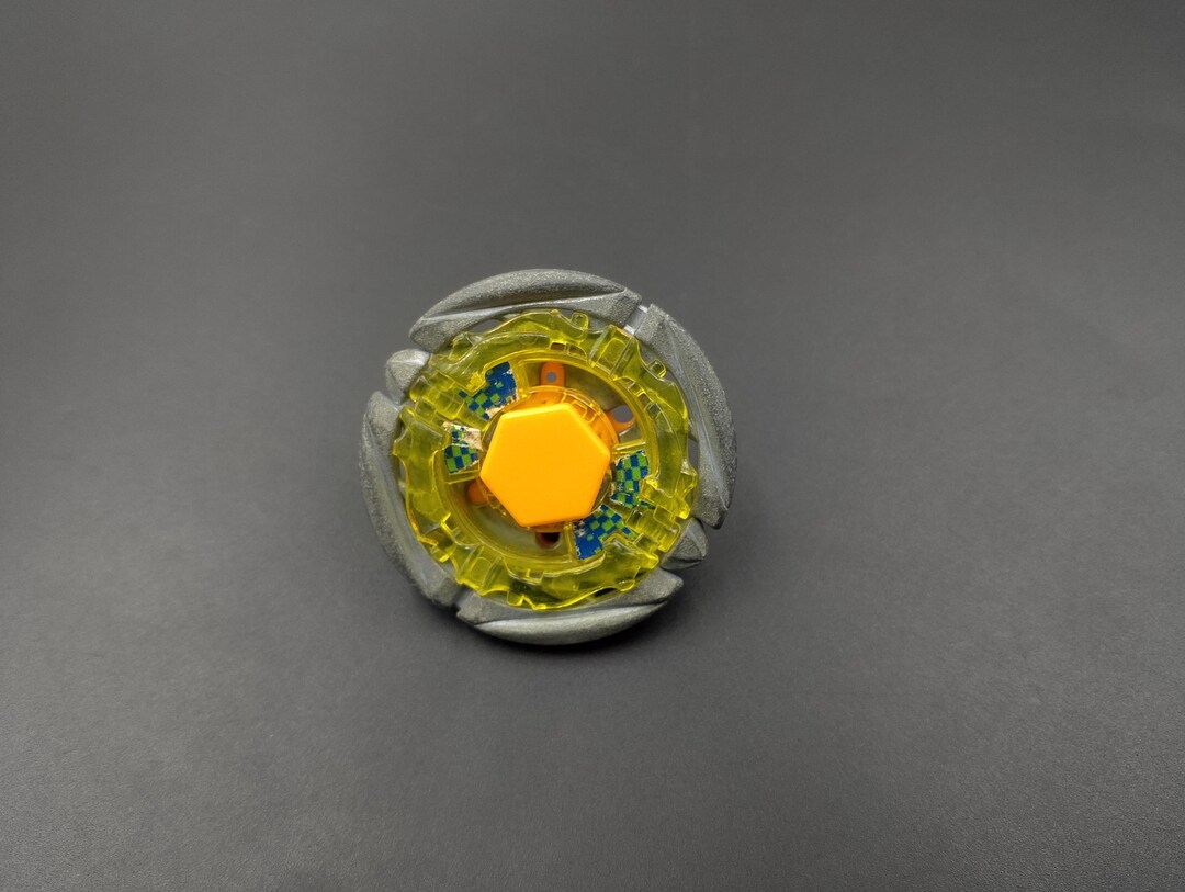 SKU BB03 F46 | Beyblade Metal Fight Takara , Yellow Flame Sagittario ...