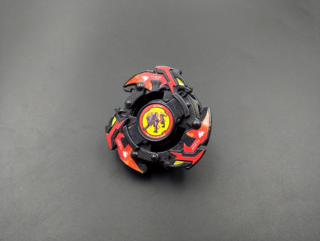SKU BB02 F443 | Beyblade Takara , Flash Leopard 2 Black - Etsy