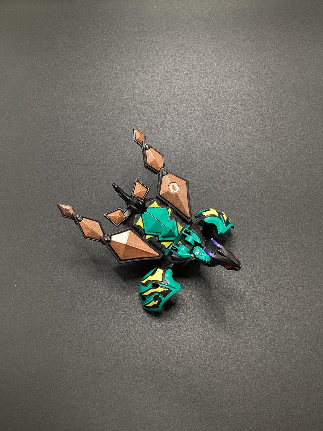 SKU BA F111 | Bakugan Darkus Dharak With Airkor Gear Combat Set ( Anime ...