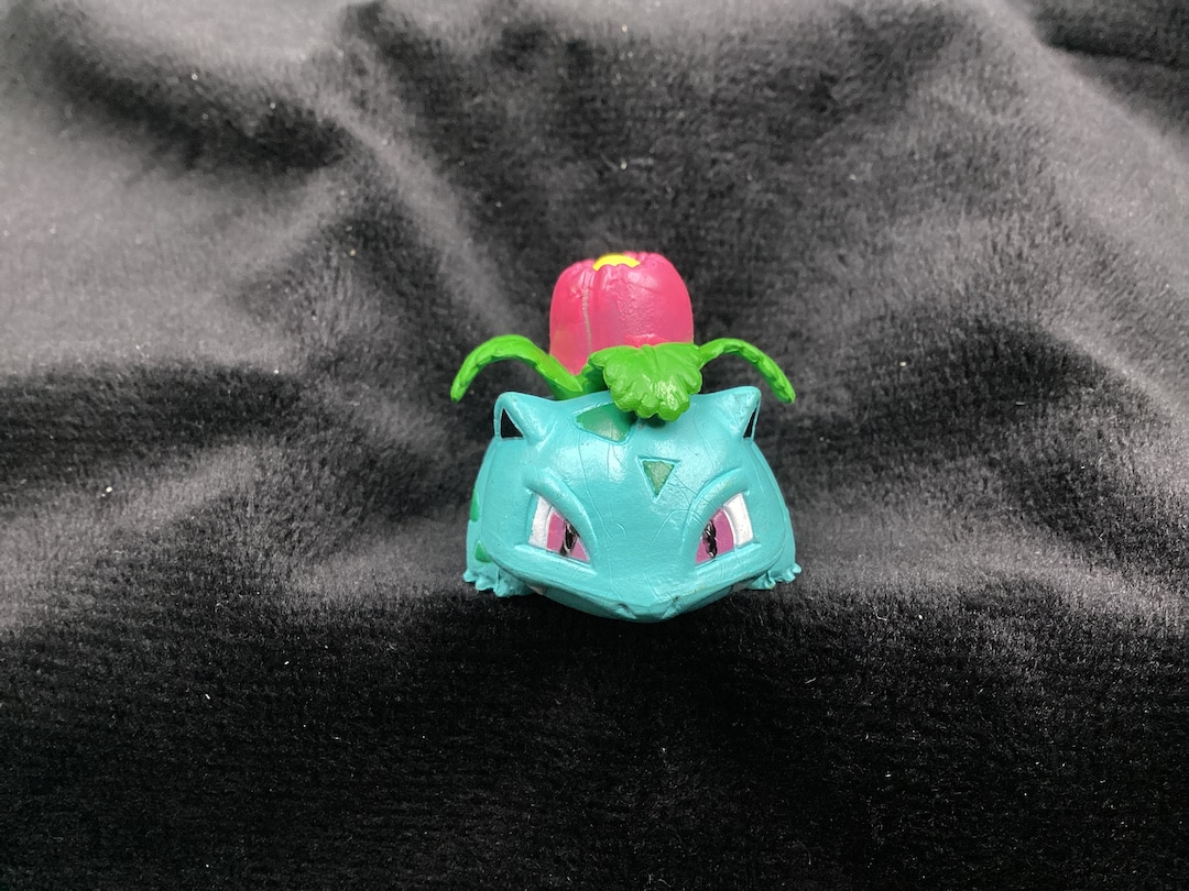 Ivysaur / Pokemon Mini Figure - Etsy
