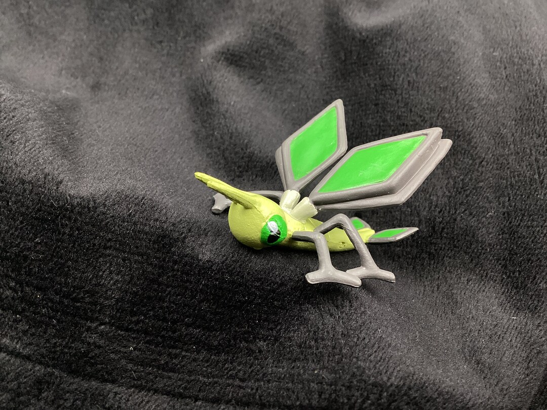 Vibrava / Pokemon Mini Figure - Etsy