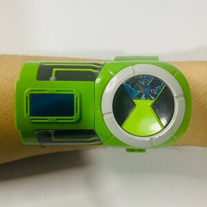 Omnitrix Ben 10 Bigchill Ultimatrix Toy Authentic Rare Used - Etsy