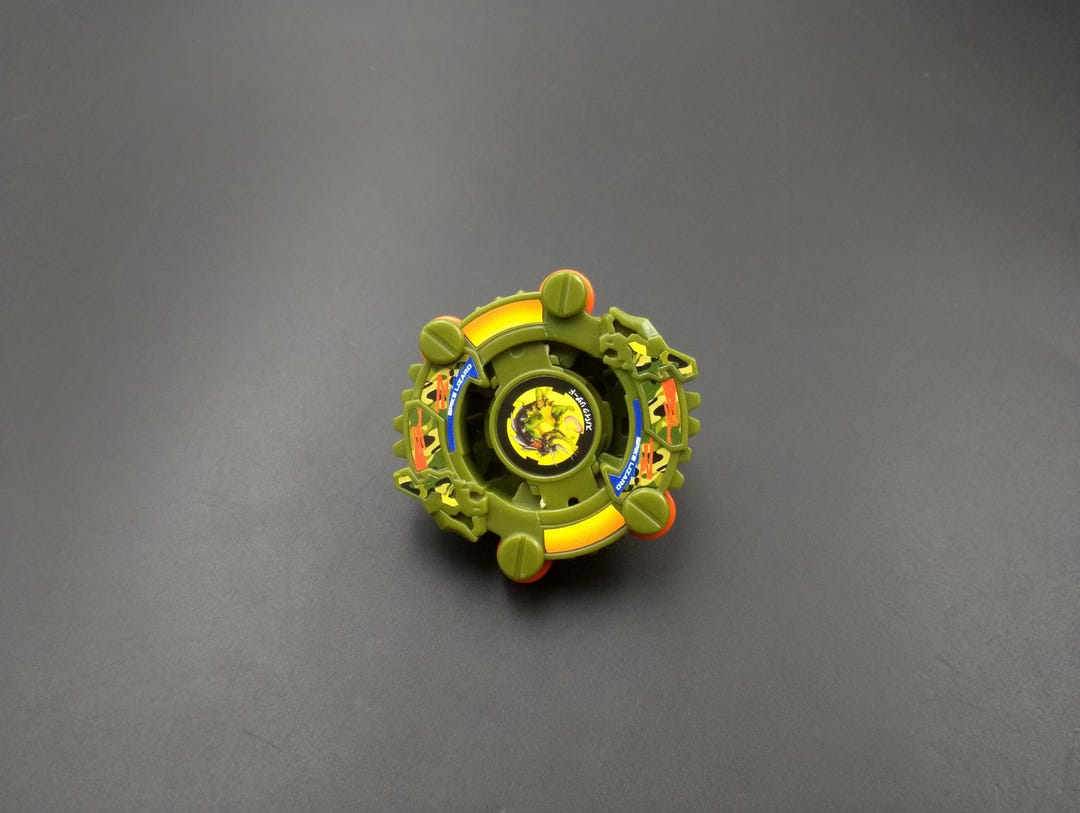 SKU BB02 F386 | Beyblade Takara , Spike Lizard Green - Etsy