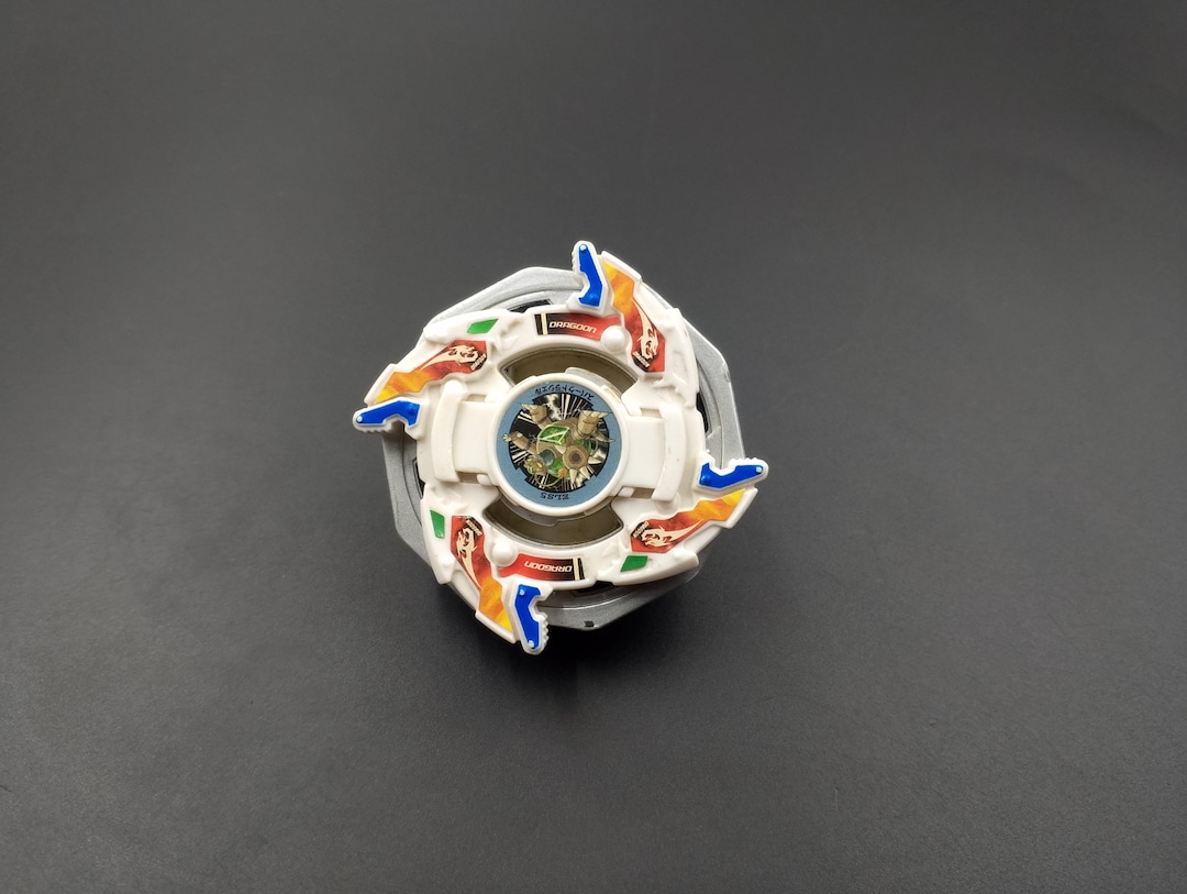 SKU BB 02 F155 | Beyblade Takara , White Dragoon V2 - Etsy