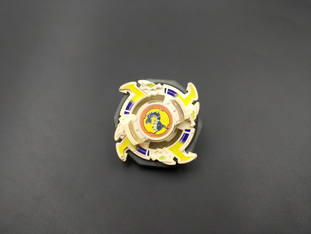 SKU BB02 F432 | Beyblade Takara , Dragoon S Manga White - Etsy