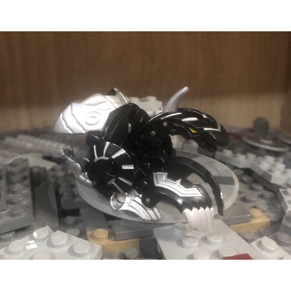 Bakugan Mutant Helios