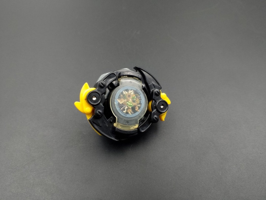SKU BB2 F55 | Beyblade Takara , 31 Wing Defenser Black - Etsy
