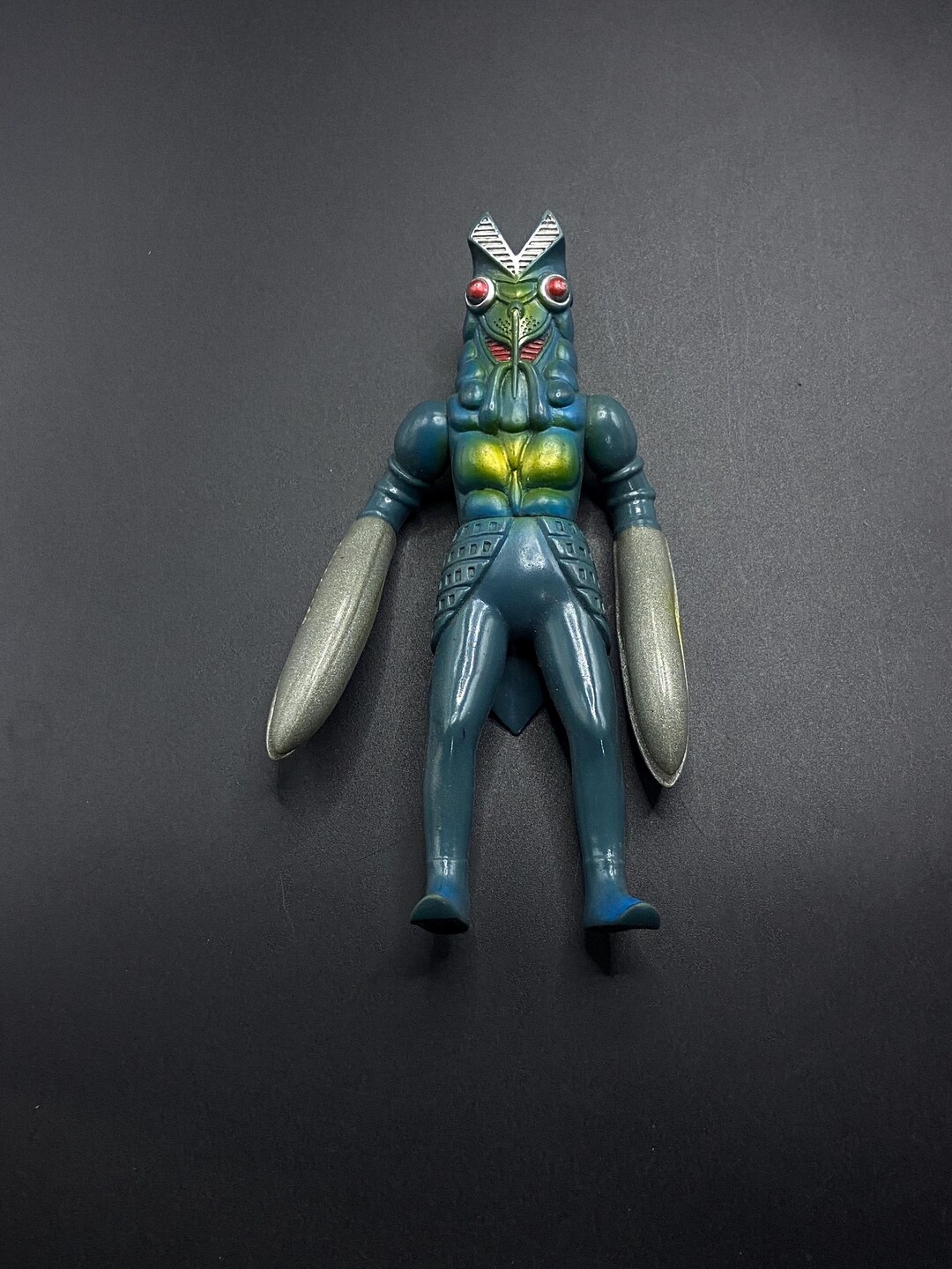 SKU B194P1847 | Ultra Monster Alien Baltan Ultraman Monster Authentic ...