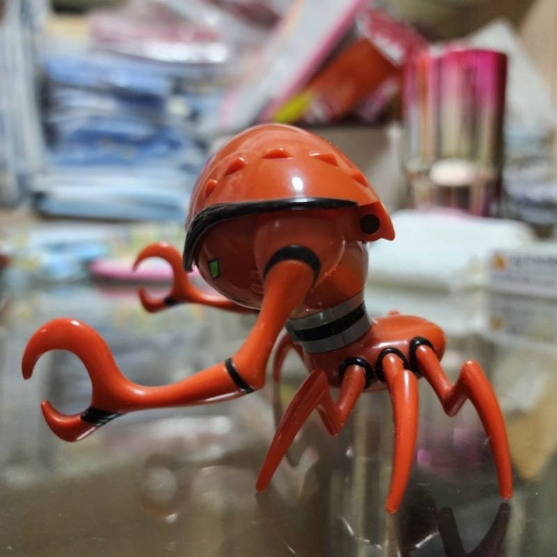 Ben 10 Brainstorm Toy