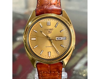 Vintage Seiko 5 Automatic Day Date Movement No. 7009A Japan Made Men's ...