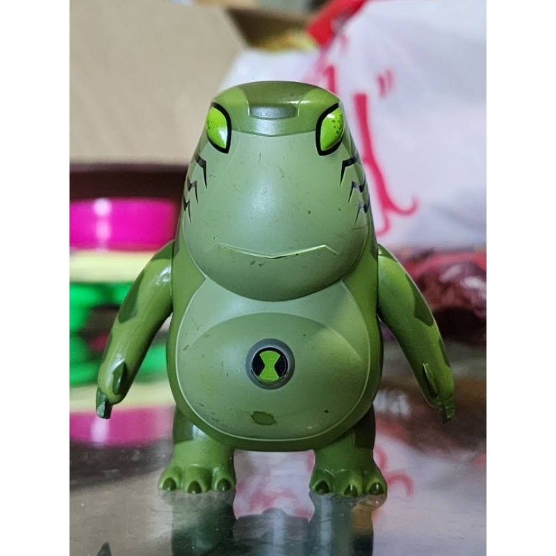 Ben 10 Upchuck Toy