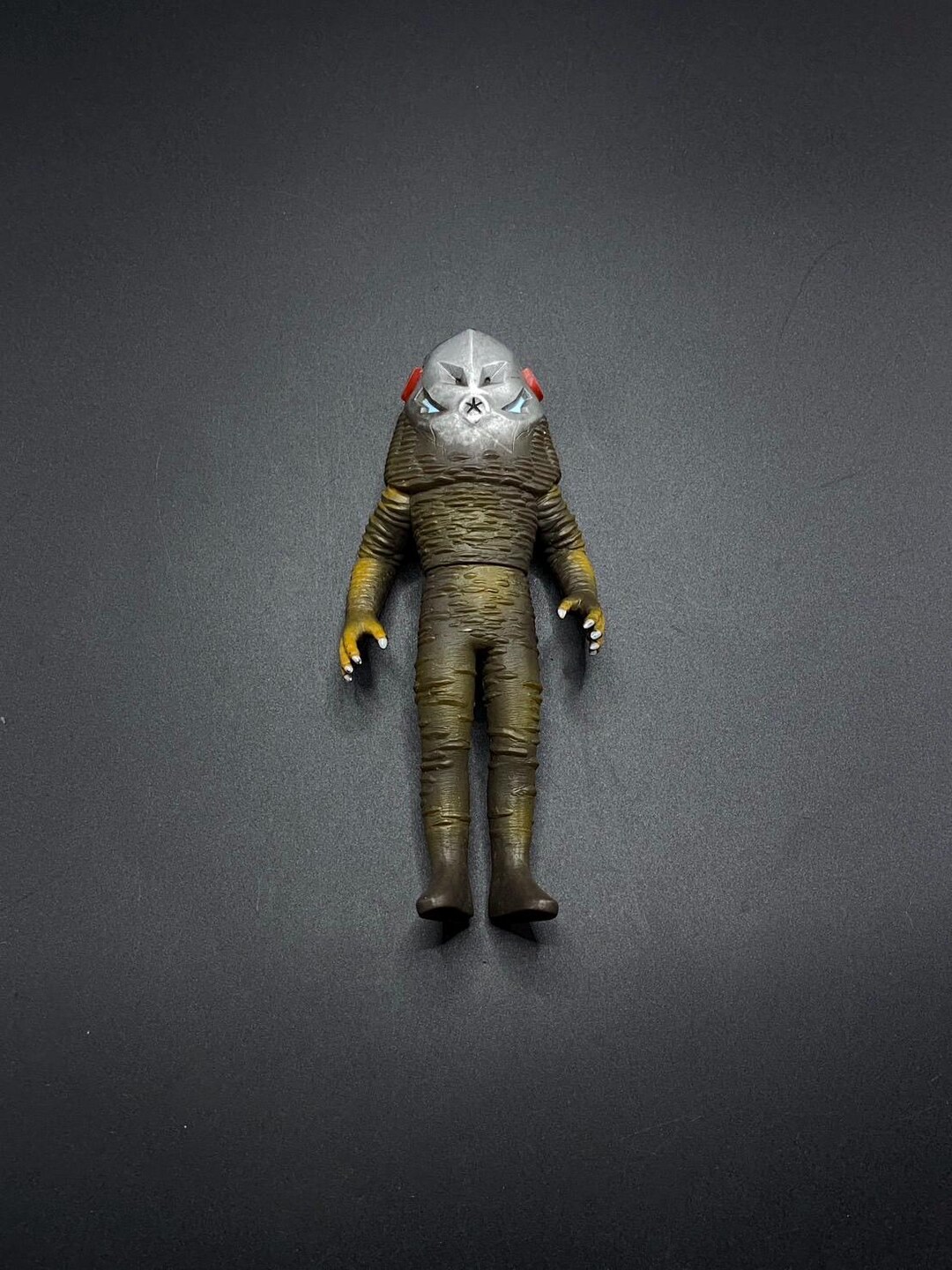 SKU B179P1572 | Ultraman Alien Zarab Authentic Toy - Etsy