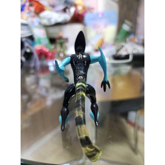 Ben 10 Omniverse Xlr8 Toy