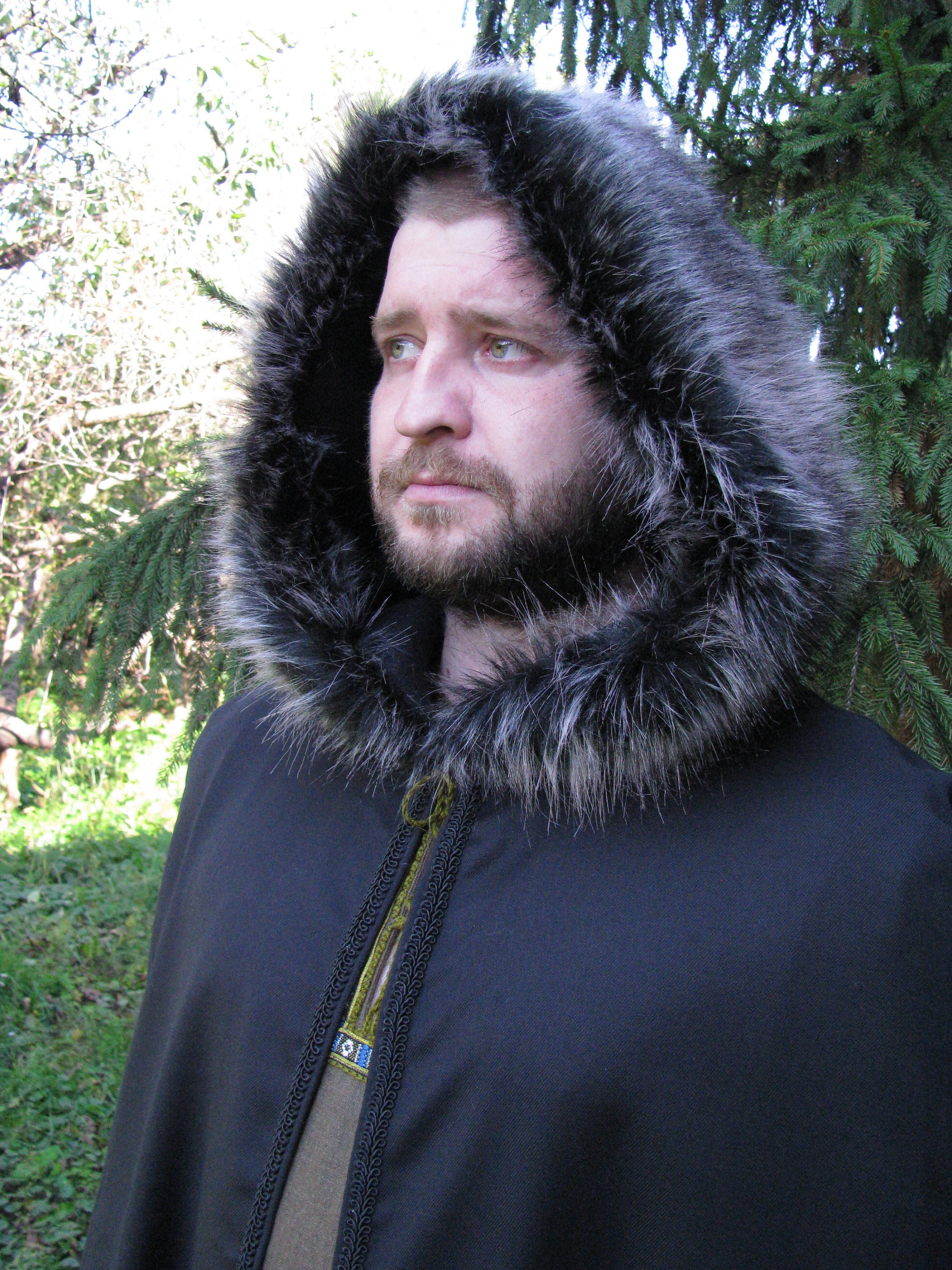 Medieval Cloak for Men Wool Hooded Cape With Faux Fur Viking Costume ...