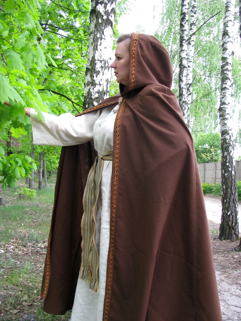 Brown Hooded Viking Cloak Wool Shieldmaiden's Cape With Leather Trim ...